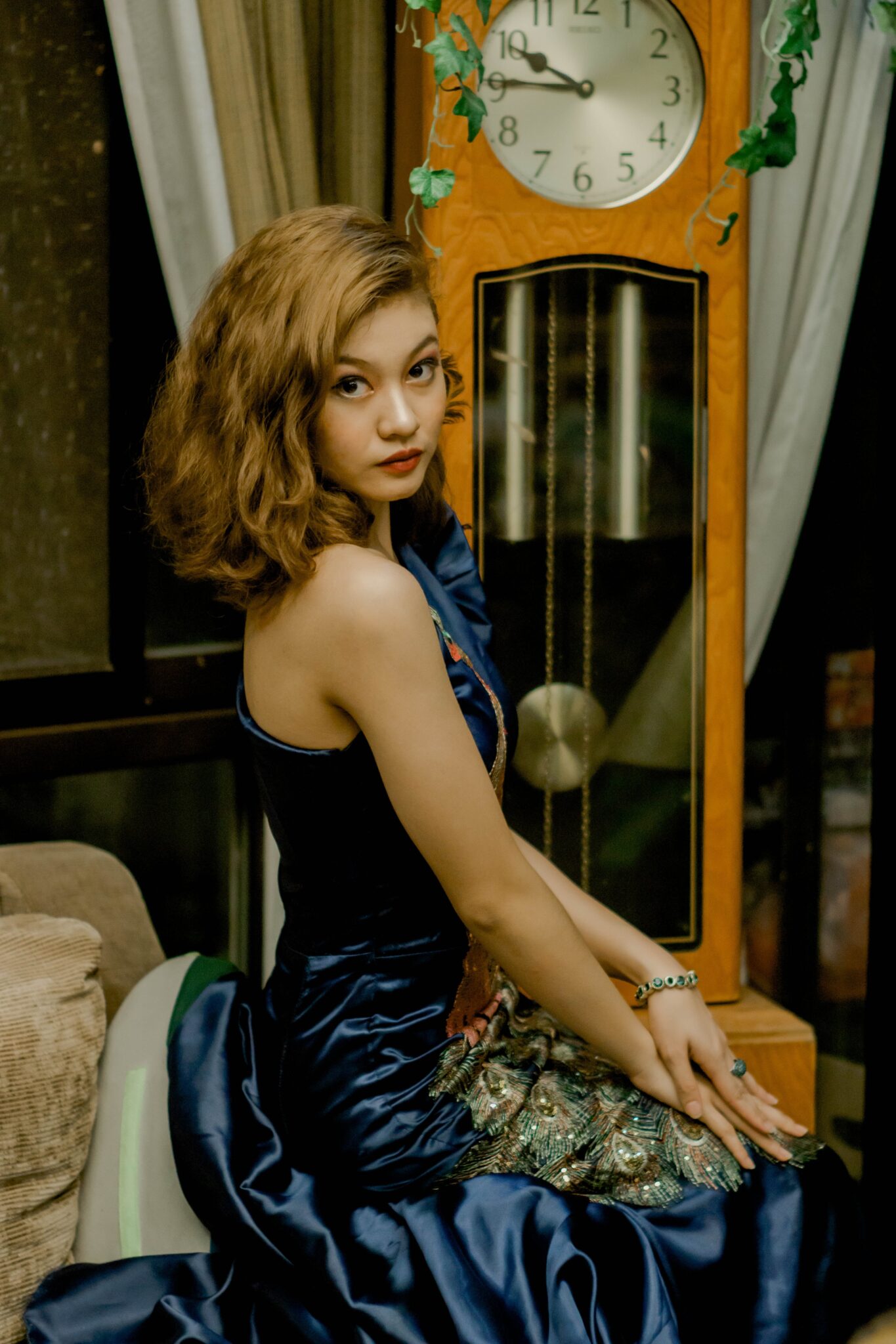 Reviving Retro: Nostalgic Fashion Trends Making a Comeback in 2024 ...